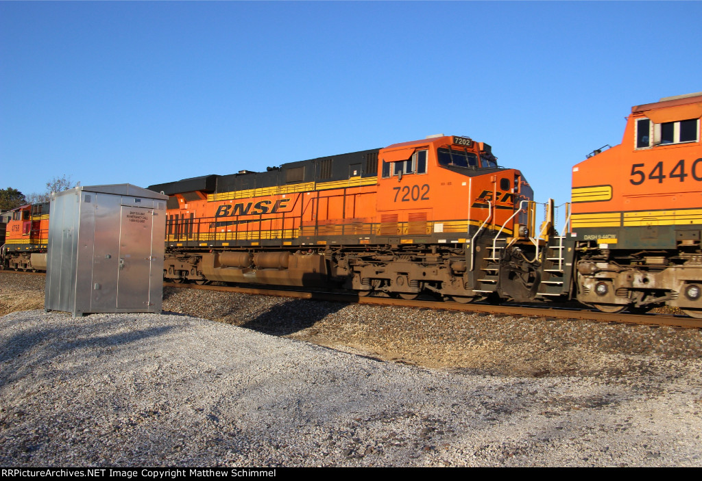 BNSF 7202